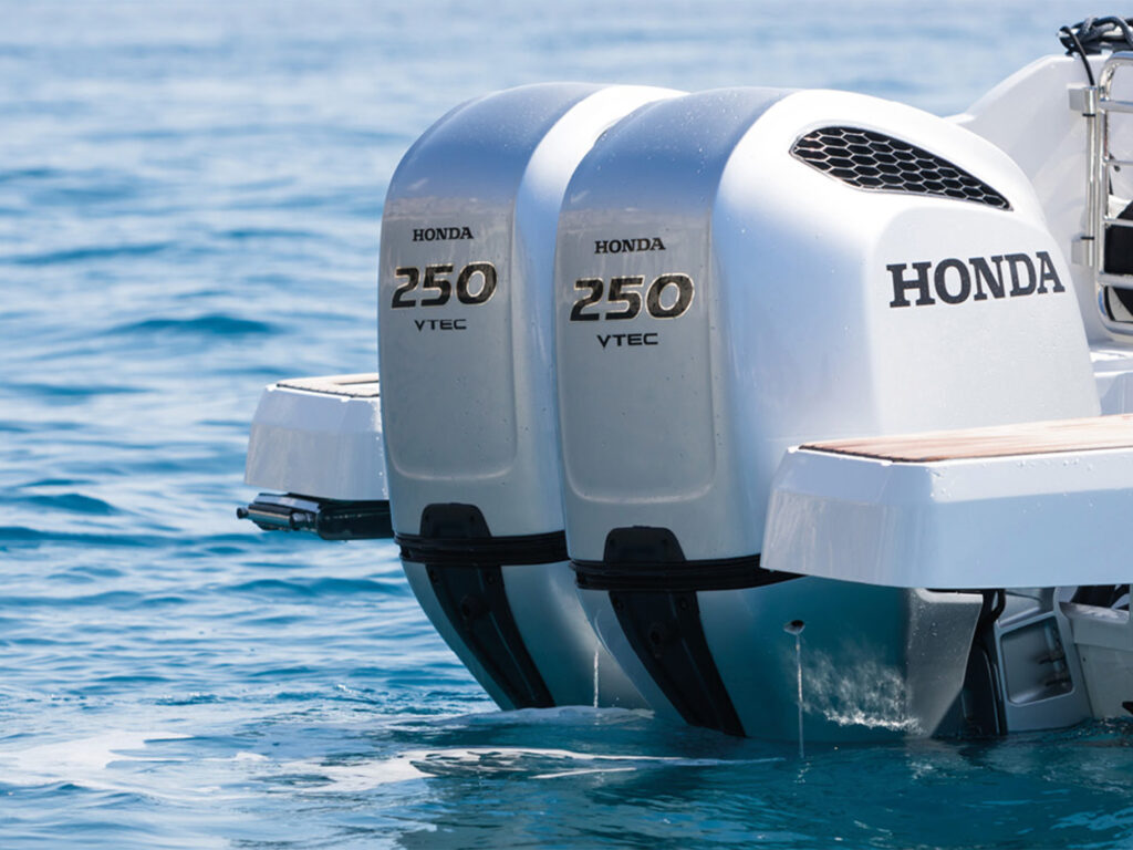 BF250 XDU – DBW – M.B. Boats & Sat-Com ApS.